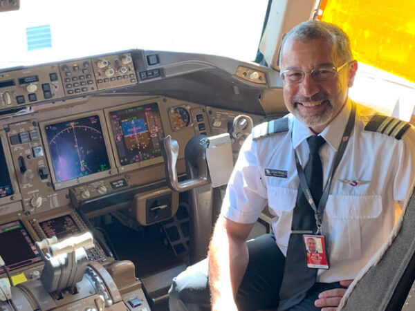 The Captains' Lounge - Pilot Forum - White Star Aviation